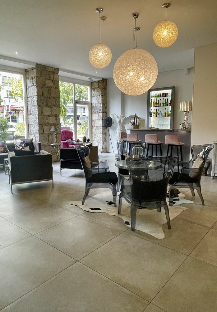 LA VILLA NICE VICTOR HUGO - Updated October 2025 - 12 Photos & 13 ...