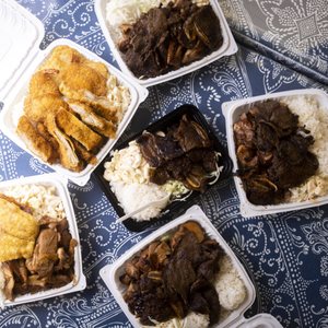 LILIHA DRIVE INN - 486 Photos & 276 Reviews - 1408 Liliha St, Honolulu ...