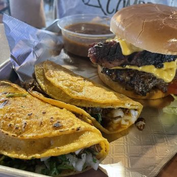 225 BBQ - Updated January 2026 - 101 Photos & 89 Reviews - 601 E Main ...