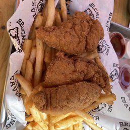 BELCHING BEAVER PUB 980 - Updated February 2025 - 929 Photos & 657 ...