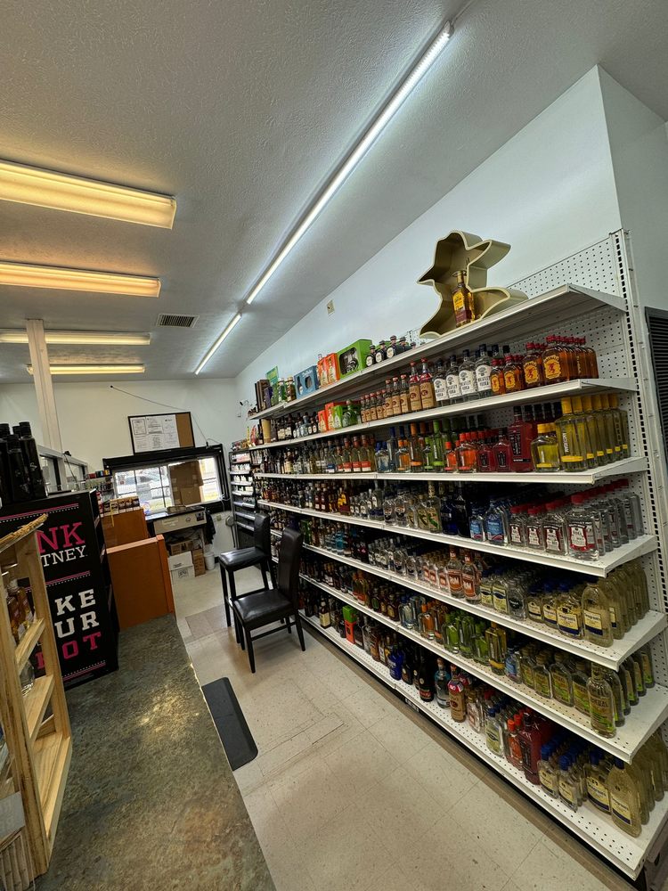 BOOZE LIQUOR DRIVE THRU - Updated August 2025 - 19 Photos - 3905 7th ...