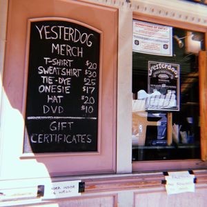 YESTERDOG - 149 Photos & 317 Reviews - Hot Dogs - 1505 Wealthy St ...