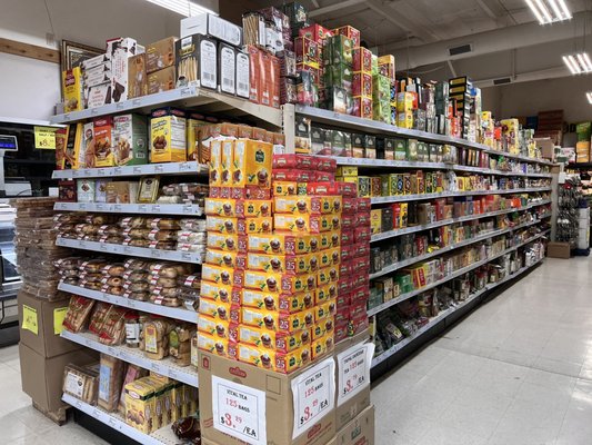 OASIS INTERNATIONAL MARKET - Updated December 2025 - 41 Photos & 55 Reviews - 6150 Independence ...