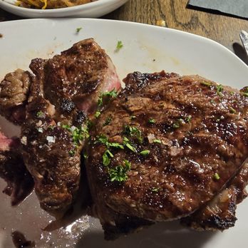 MANNING’S STEAKS AND SPIRITS - Updated July 2025 - 57 Photos & 70 ...