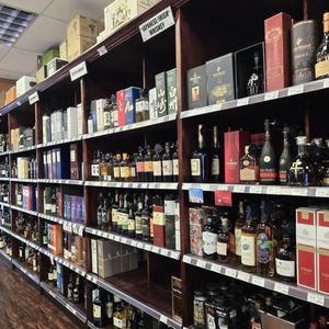 BOTTLE KING - Updated October 2025 - 32 Photos & 41 Reviews - 95 ...