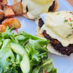 PREDALINA - 285 Photos & 97 Reviews - 1001 E Cumberland Ave, Tampa ...