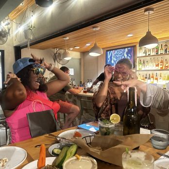 SHUK SAVANNAH - Updated December 2025 - 243 Photos & 123 Reviews - 1313 ...