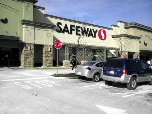 SAFEWAY - Updated October 2025 - 17 Photos - 53 Reviews - 1017 York Rd ...