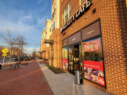 ALL CITY CAFE - Updated June 2025 - 89 Photos & 28 Reviews - 12401 ...