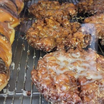 SWISS DONUTS - Updated January 2025 - 84 Photos & 75 Reviews - 72785 ...