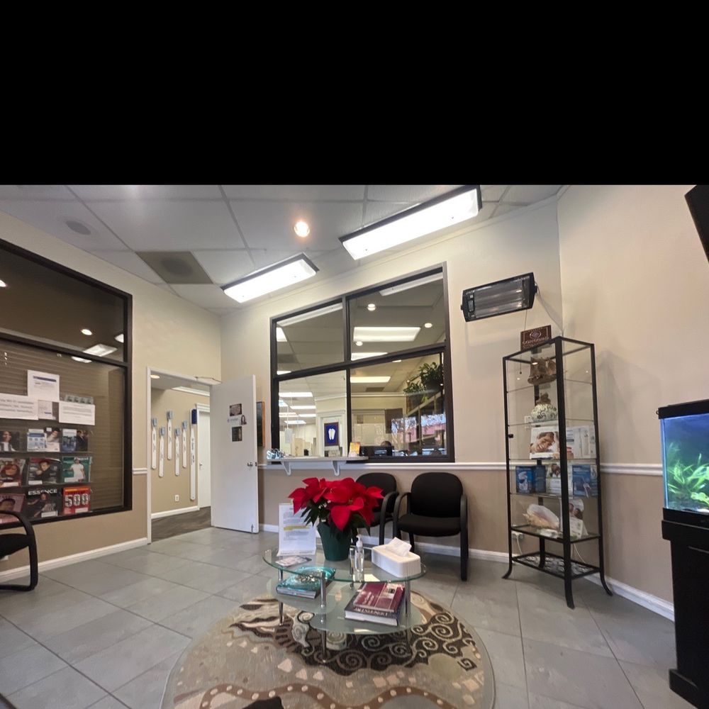 KENT DAVIS, DDS - Updated December 2025 - 46 Reviews - 5100 Clayton Rd ...