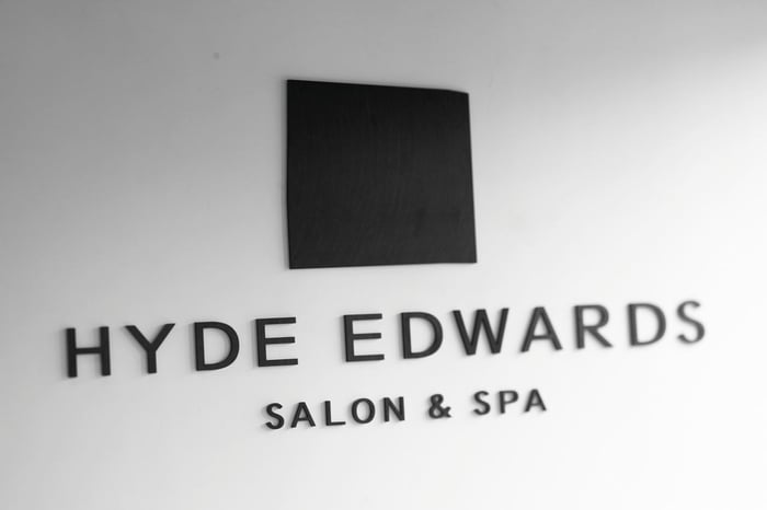 HYDE EDWARDS SALON & SPA - Updated October 2025 - 323 Photos & 584 ...
