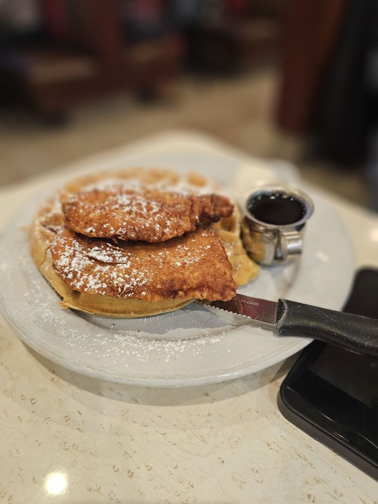 YANKEE CLIPPER DINER - Updated December 2025 - 244 Photos & 221 Reviews ...