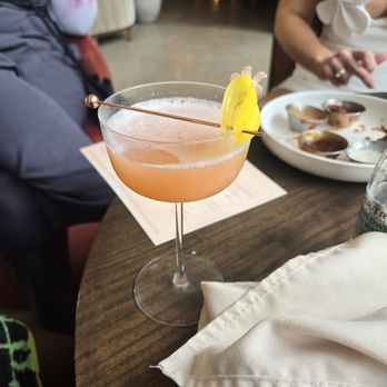 MELROSE - Updated December 2025 - 257 Photos & 219 Reviews - 2517 Ralph ...