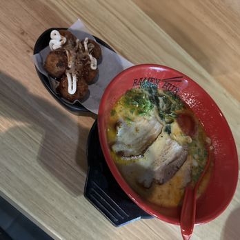 RAMEN HUB & SUSHI - FULLERTON - 399 Photos & 218 Reviews - 153 N ...