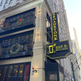 BROADSTONE BAR & KITCHEN - Updated January 2026 - 643 Photos & 406 ...