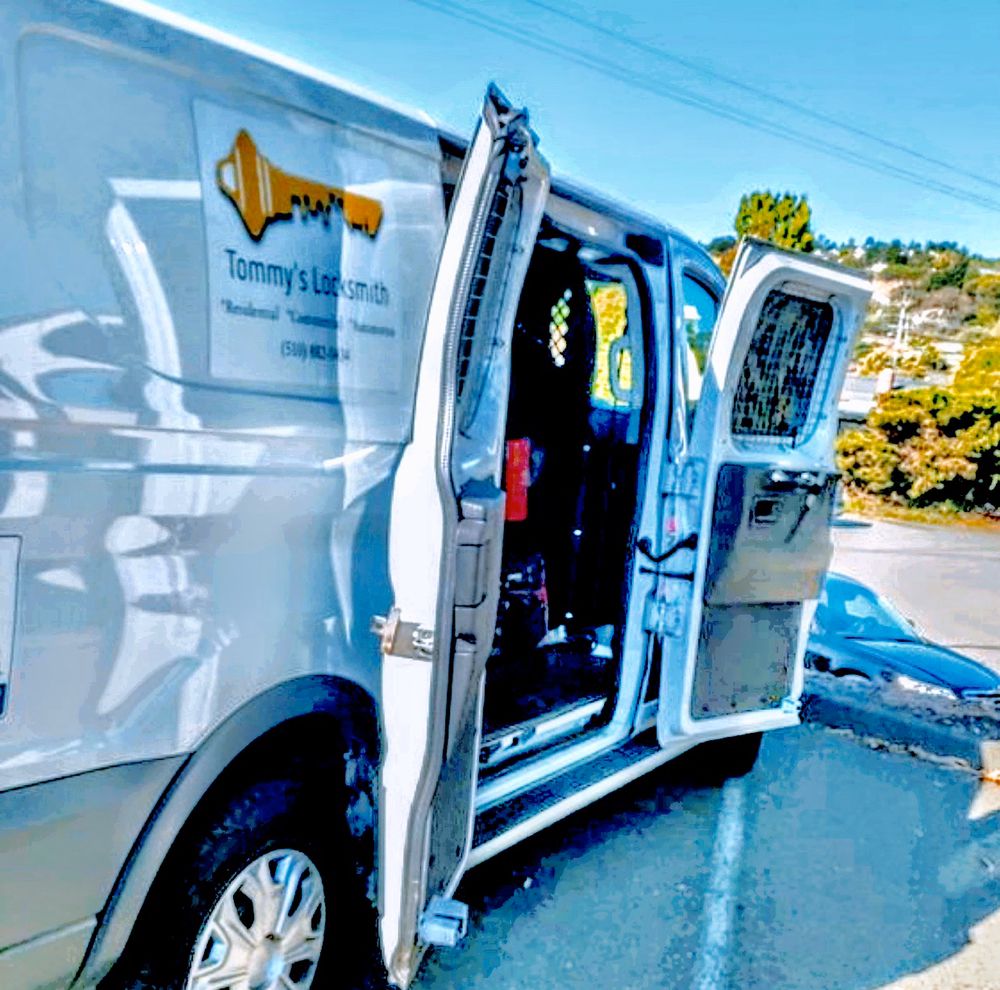 TOMMY’S LOCKSMITH - Updated May 2025 - 51 Photos & 42 Reviews - Mill ...