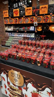 NUTS FACTORY - Updated December 2025 - 75 Photos & 39 Reviews - 118 ...