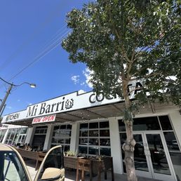 MI BARRIO KITCHEN AND COCKTAILS - Updated July 2025 - 303 Photos & 162 ...