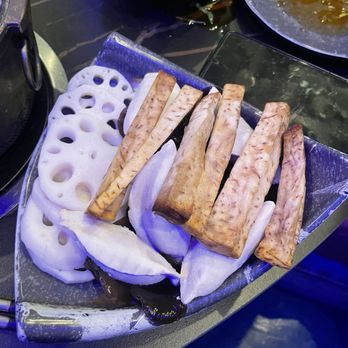 SUPREME POT - Updated December 2024 - 1321 Photos & 611 Reviews - 3 St ...