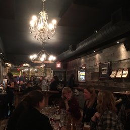 THE WREN - Updated December 2025 - 165 Photos & 244 Reviews - 1382 ...