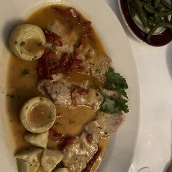 AVVIO - Updated December 2025 - 169 Photos & 172 Reviews - 4358 N ...