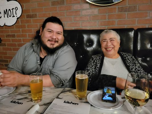 LADY R BISTRO - Updated November 2025 - 175 Reviews & 295 Photos ...