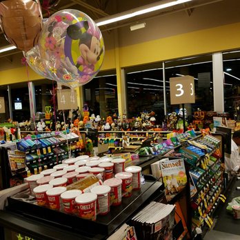 SAFEWAY - Updated June 2024 - 31 Photos & 139 Reviews - 700 B St, San ...