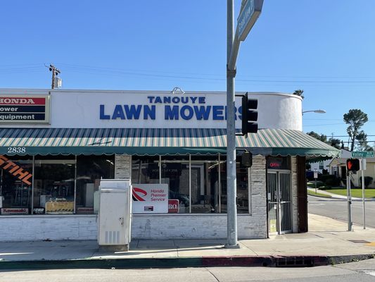 TANOUYE LAWN MOWER SHOP - Updated January 2026 - 21 Photos & 20 Reviews ...