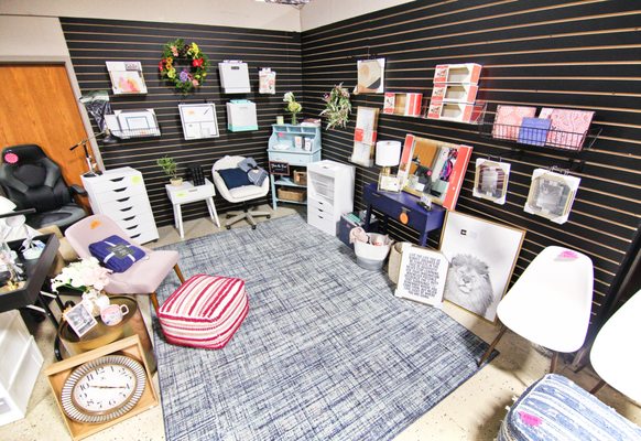 REHOME - Updated October 2025 - 15 Photos - 520 SE Adams St, Topeka ...