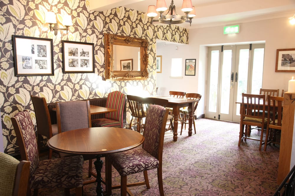 WHITE HORSE INN - Updated December 2024 - Scholes Road, Holmfirth, West ...