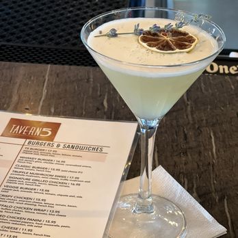 TAVERN 5 - Updated August 2024 - 355 Photos & 352 Reviews - 710 Newark ...