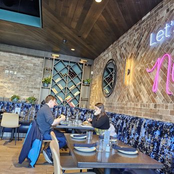 MAKERS UNION - Updated March 2025 - 330 Photos & 216 Reviews - 664 ...