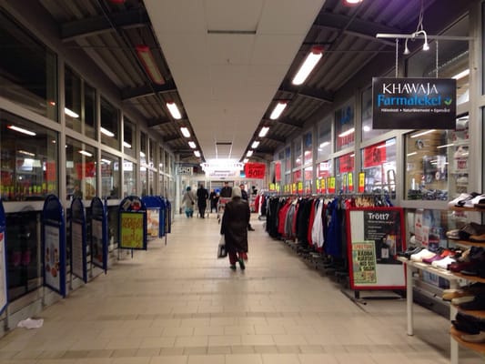 VEDDESTA CENTRUM - Veddestavägen 13, Jakobsberg, Sweden - Shopping ...