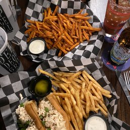 DEEP DEUCE GRILL - Updated November 2024 - 244 Photos & 275 Reviews ...