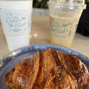 OUTTA THE BLUE CAFE - Updated October 2024 - 188 Photos & 118 Reviews ...