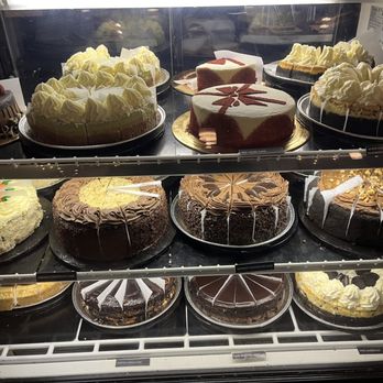 FIGARO DESSERT CAFE - Updated July 2024 - 1100 Photos & 616 Reviews ...