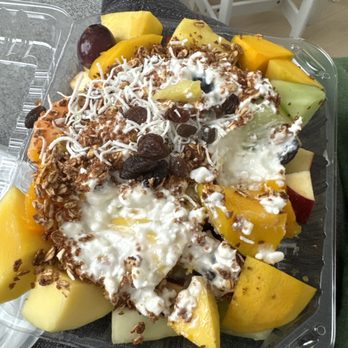 TROPIFRUIT 100% NATURAL JUICE BAR - Updated July 2025 - 258 Photos ...