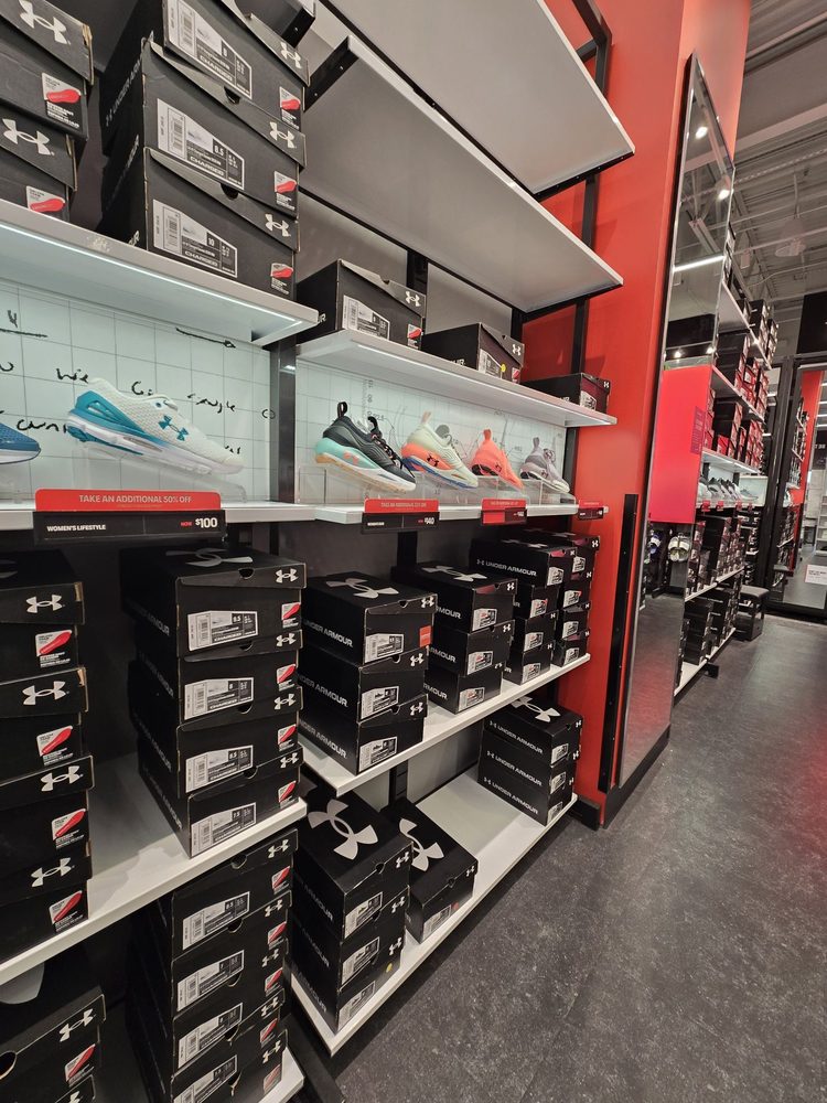 UNDER ARMOUR FACTORY HOUSE - Updated May 2026 - 39 Photos & 20 Reviews ...