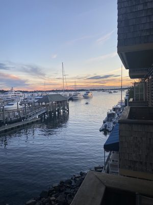 THE NEWPORT HARBORSIDE INN - Updated September 2025 - 14 Photos & 31 ...