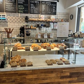 UPPER CRUST BAKING - Updated October 2025 - 296 Photos & 182 Reviews ...