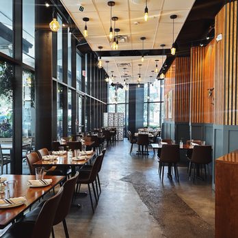 THE DRAKE KITCHEN & BAR - Updated February 2025 - 319 Photos & 101 ...