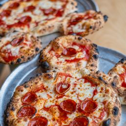 OLD SCRATCH PIZZA - Updated July 2025 - 38 Photos & 39 Reviews - 19 ...