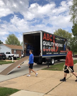 ABC QUALITY MOVING & STORAGE - Updated December 2025 - 81 Photos & 90 Reviews - 3975 West Outer ...
