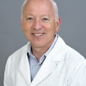 CHRISTOPHER THOMPSON, MD - Updated July 2025 - 68 Reviews - 18 Endeavor ...