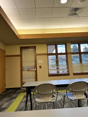 SMOKY HILL LIBRARY - Updated October 2025 - 61 Photos & 48 Reviews ...