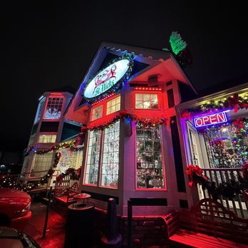 ST. NICKS CHRISTMAS AND COLLECTIBLES - Updated December 2025 - 120 ...