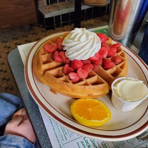 RED HOOK DINER - 21 Photos & 64 Reviews - 7329 S Broadway, Red Hook, NY ...