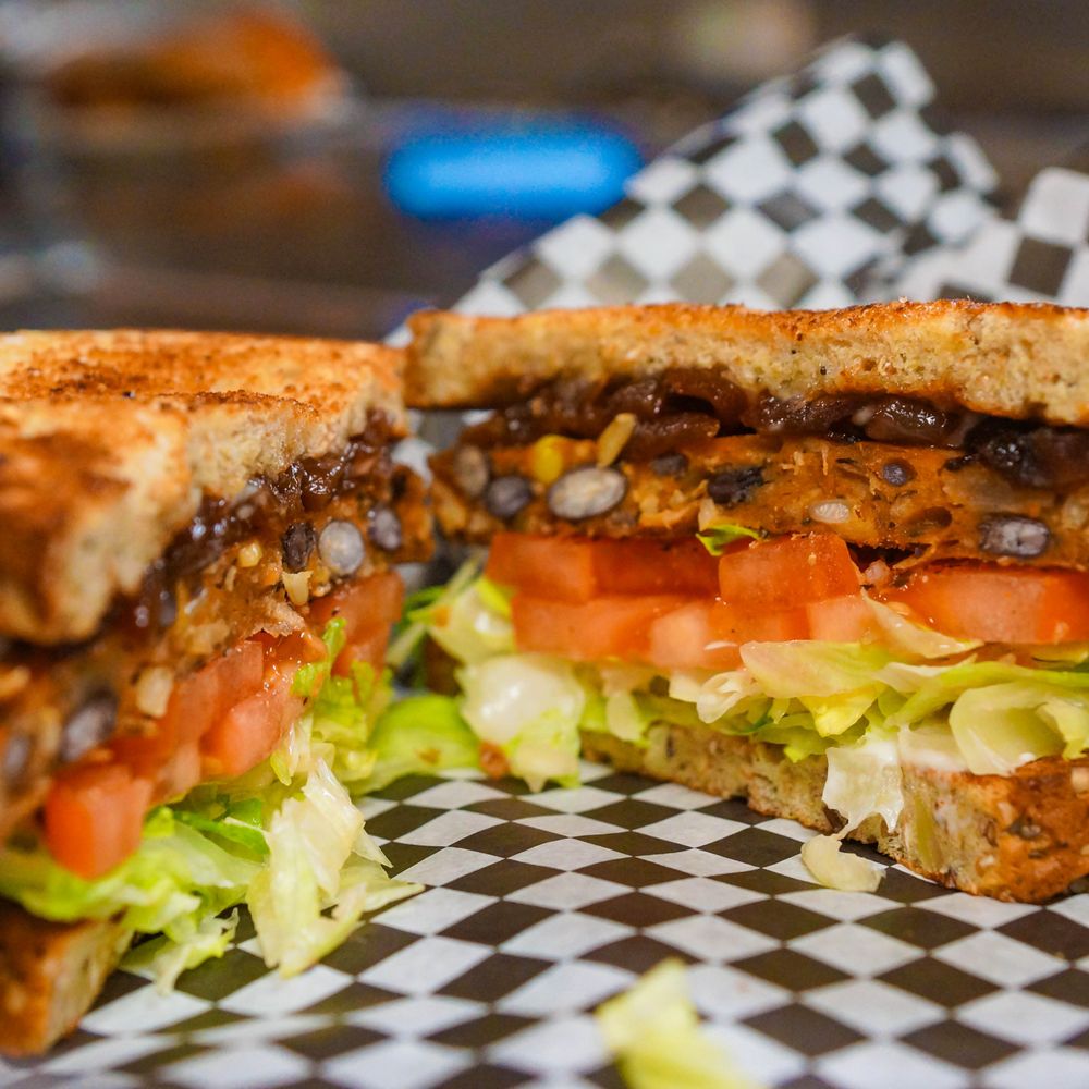 ZANY’S - 106 Photos & 137 Reviews - 2004 19th Ave, Lewiston, Idaho ...