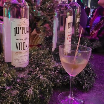 10 TORR DISTILLING AND BREWING - Updated December 2025 - 653 Photos ...